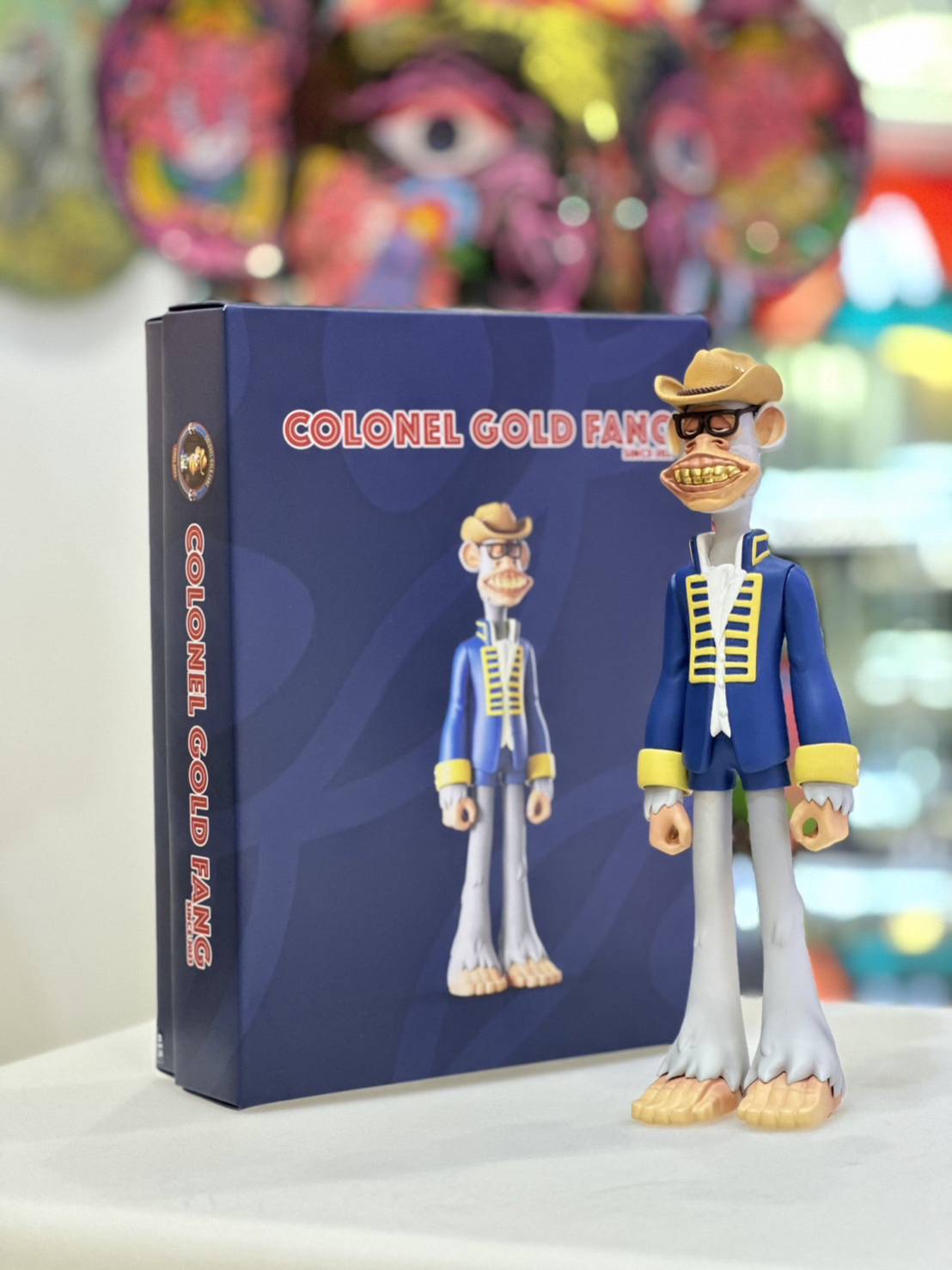 Colonel Gold Fang 30cm – ArtVentureNFT